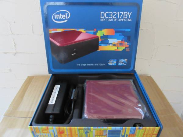 送込/Intel NUC DC3217BY Core i3 3217U/無線LAN 箱難(ベアボーンキット)｜売買されたオークション情報 ...