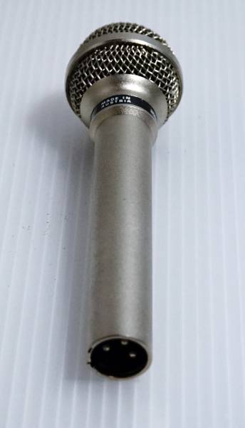 放出 AKG D-140 E 動作試験済 ビートルズ世代 60(ダイナミックマイク)｜売買されたオークション情報、yahooの商品情報を ...