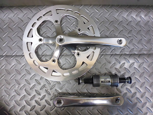 パーツ クランクセット r&m BD-1外し 170mm 56T PCD130mm(セット)｜売買されたオークション情報、yahooの商品情報をアーカイブ公開 - オークファン（aucfan.com）