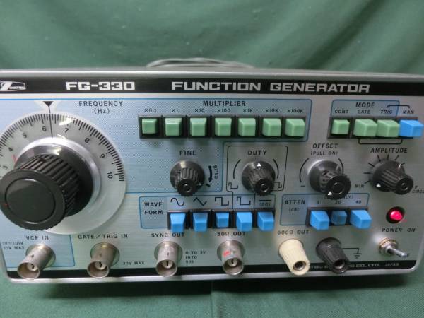 岩通 FG-330 FUNCTION GENERATOR 波形発生器 IWATSU(アマチュア無線)｜売買されたオークション情報、yahooの商品情報をアーカイブ公開 - オークファン ...