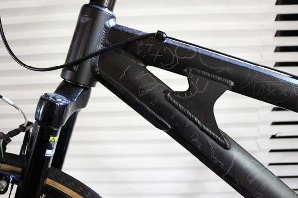 KAWS × Be.BIKE 100台限定 BMXクルーザー/カウズ(Mサイズ)｜売買されたオークション情報、yahooの商品情報をアーカイブ ...