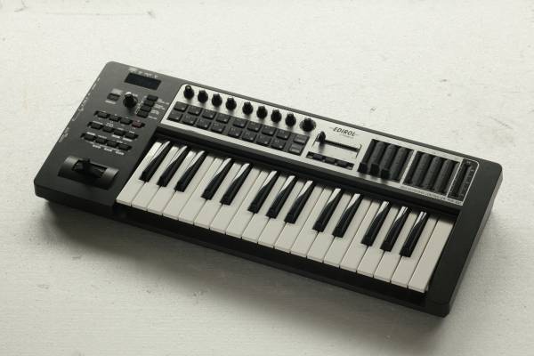 EDIROL PCR-300 ワケあり ジャンク扱い(MIDIキーボード、コントローラー)｜売買されたオークション情報、yahooの商品情報を ...
