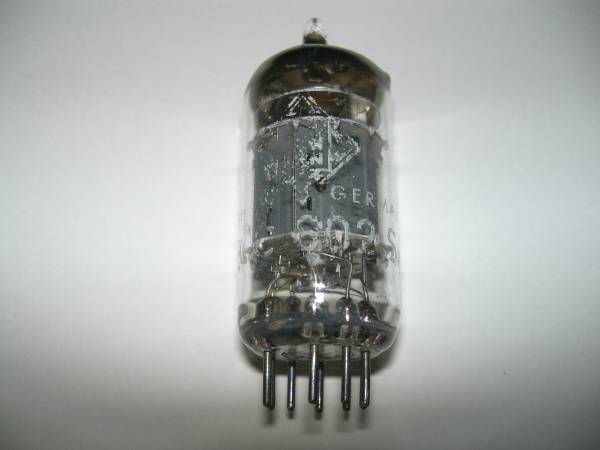 TELEFUNKEN ECC802S 一本 品 真空管 テレフンケン ECC82(真空管)｜売買されたオークション情報、yahooの商品情報をアーカイブ公開 - オークファン（aucfan.com）