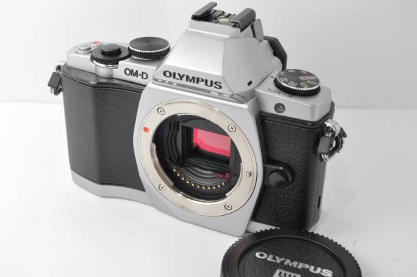 ほぼ 級 オリンパス OLYMPUS OM-D E-M5 ボディ シルバー#346(オリンパス)｜売買されたオークション情報、yahooの商品情報をアーカイブ公開 - オークファン ...