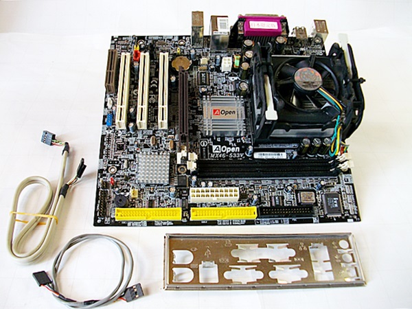 AOpen Micro-ATX マザーボード MX46-533V CPU CELERON 1.7GW FAN-478(AOpen)｜売買された ...