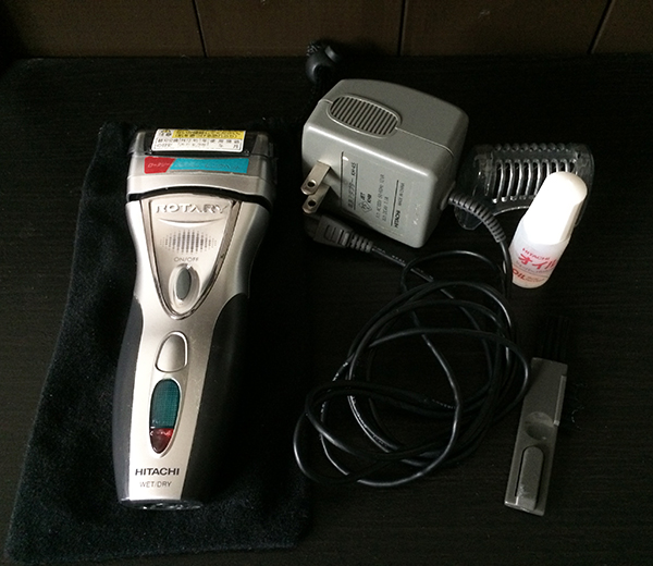日立 HITACHI ROTARY XTAGE ロータリーシェーバー RM-WX731 シルバー(日立)｜売買されたオークション情報 ...
