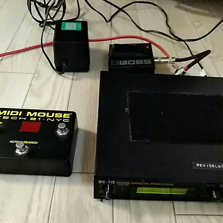 スコット ヘンダーソンセット BOSS SE-70 TECH21 NYK MIDI MOUSE BOSS FS-5L(マルチエフェクター)｜売買されたオークション情報、yahooの商品情報を ...