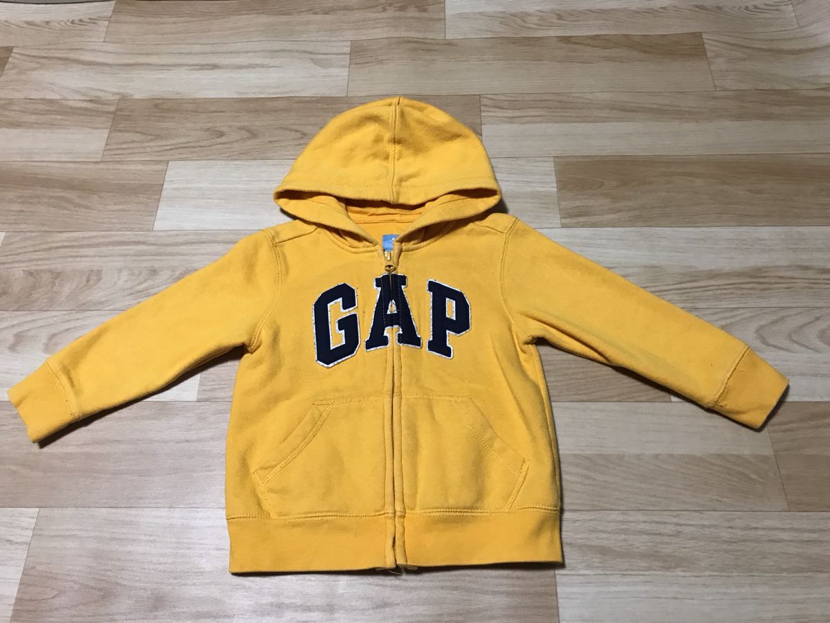 GAP ギャップ 裏起毛 パーカー 100 黄色 送料185(100（95～104cm）)｜売買されたオークション情報、yahooの商品情報をアーカイブ公開 - オークファン（aucfan.com）