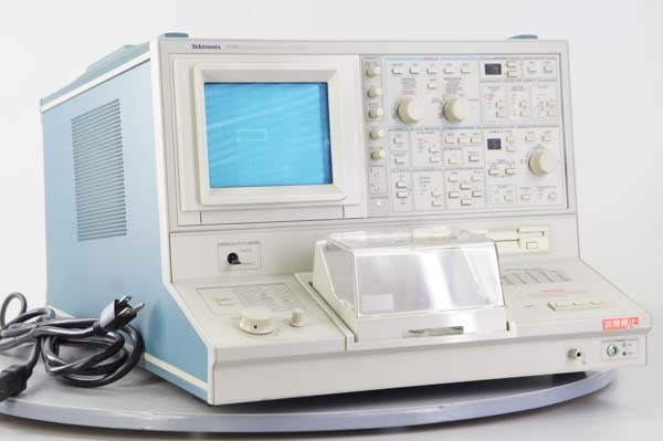 DW Tektronix 370B PROGRAMMABLE CURVE TRACER カープトレーサー RT1567094(その他)｜売買さ ...
