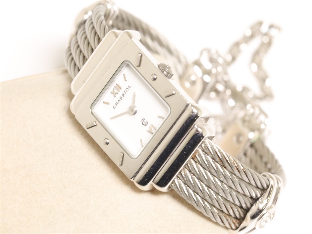 可動品 シャリオール 925刻印有 スイス製 ホワイトダイヤル スクエア バングルウォッチ シルバー QZ レディース腕時計 ヨ709(シャリオール)｜売買されたオークション情報、yahooの ...