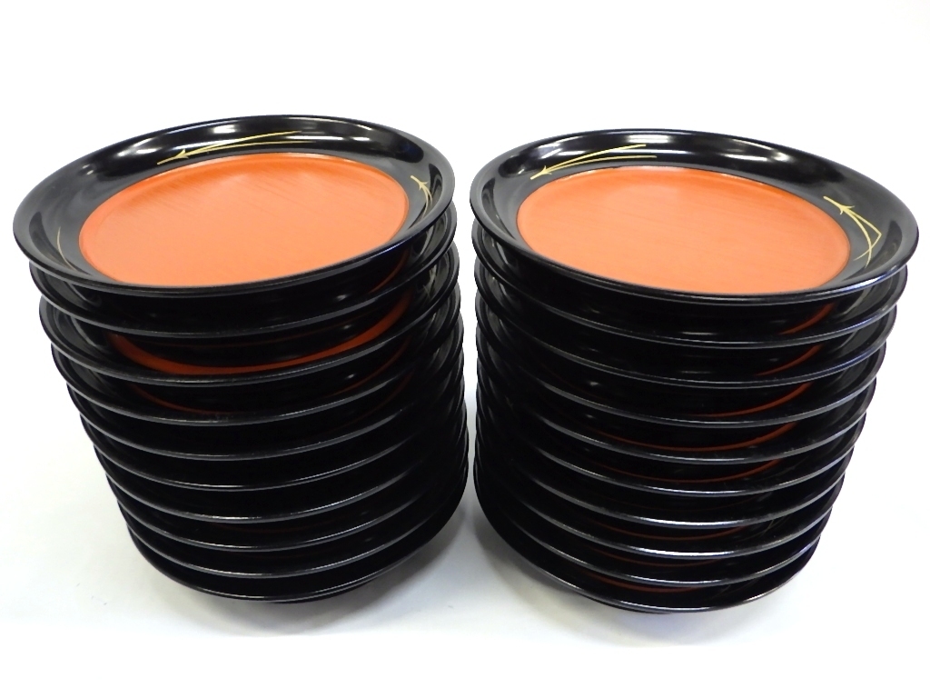 漆器 漆塗り 小皿 菓子皿 20枚セット 茶道具 骨董 高さ2.5cm 直径14.5cm /SR6(その他)｜売買されたオークション情報、yahooの商品情報をアーカイブ公開 - オークファン ...