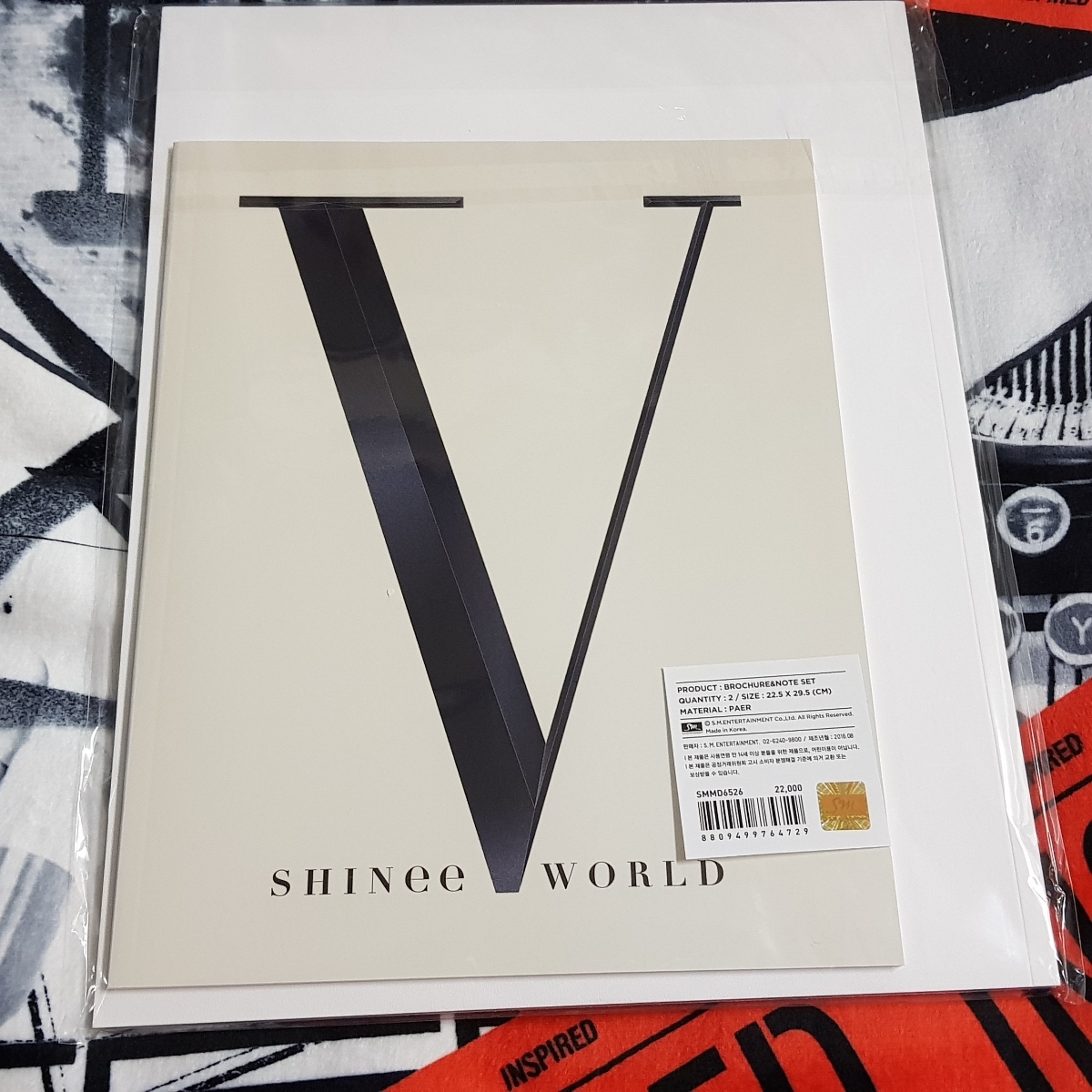 SHINee SHINee world V 公式グッズ パンフレット+ノートセット(SHINee)｜売買されたオークション情報、yahooの ...