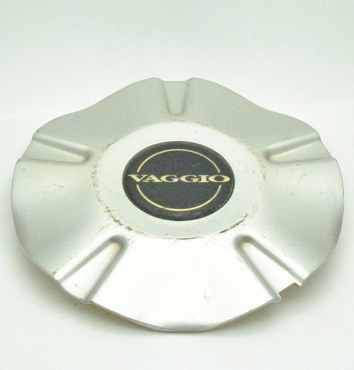 W4672 VAGGIO/ホイールセンターキャップ/BC-380/1枚(社外品)｜売買されたオークション情報、yahooの商品情報をアーカイブ ...