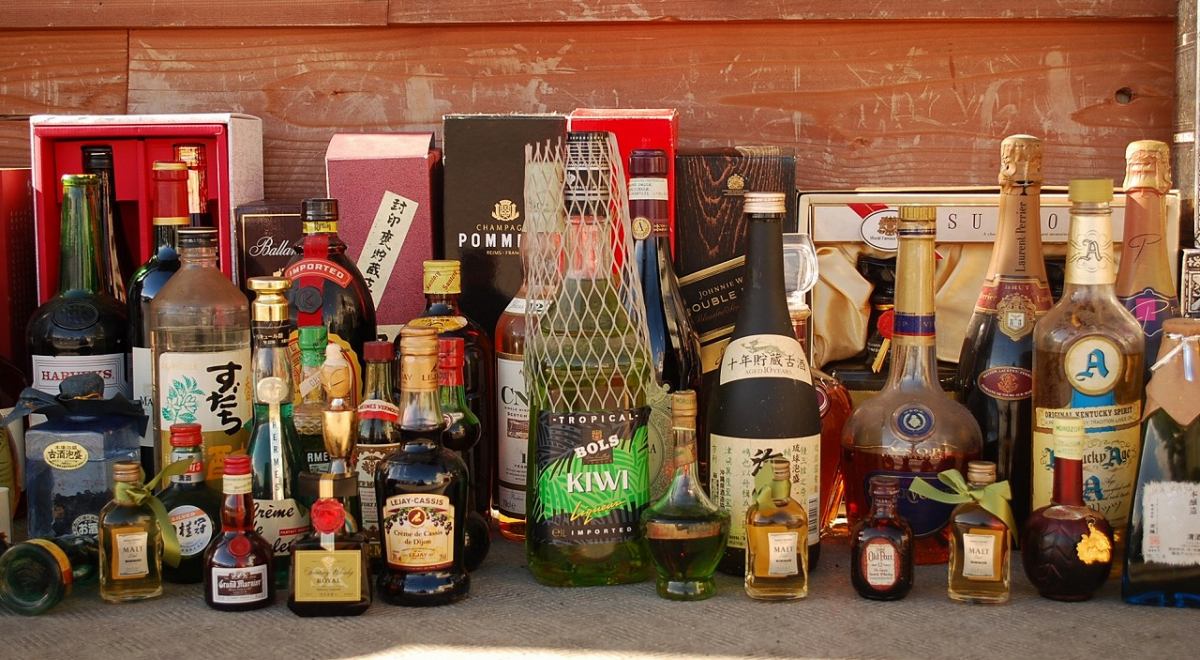 お酒まとめ 古酒 泡盛 ウィスキー ワイン カクテル 中国酒 等 /CHAMPAGNE/JONNIEWALKER/HERMES/LEJAY/金 ...