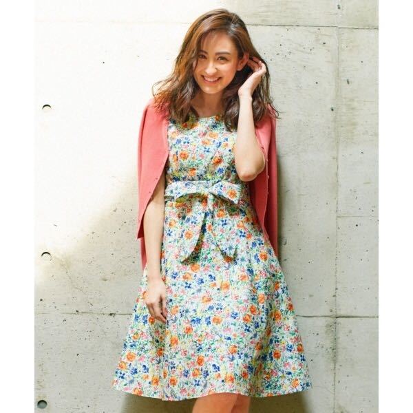 TOCCA トッカ BLOOMING FLOWER ドレス アイボリー系サイズ6 美人百花掲載ワンピース(トッカ)｜売買されたオークション情報、yahooの商品情報をアーカイブ公開 ...