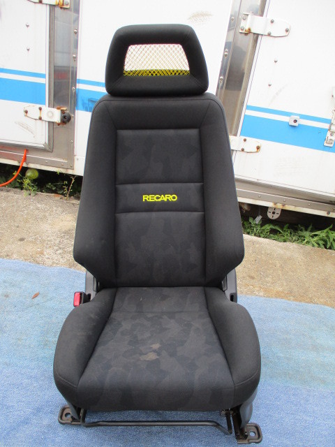 スイフトスポーツ HT81S スズキ純正 レカロシート 助手席側(スズキ用)｜売買されたオークション情報、yahooの商品情報をアーカイブ公開 ...