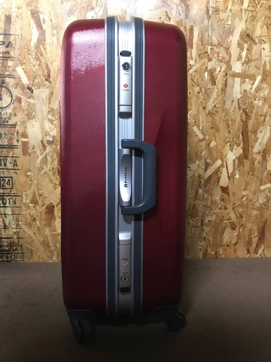 ProtecA プロテカ キャリーケース スーツケース トランク TSA002 鍵2本付き 約 横40cm×高70cm×25cm(スーツケース、トランク一般)｜売買されたオークション情報 ...