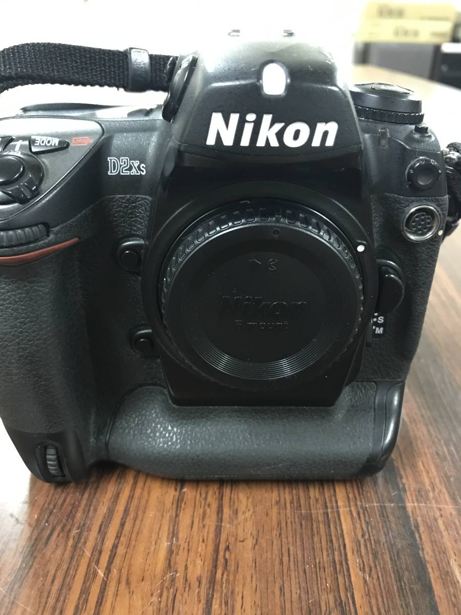 NIKON D2Xs(ニコン)｜売買されたオークション情報、yahooの商品情報をアーカイブ公開 - オークファン（aucfan.com）