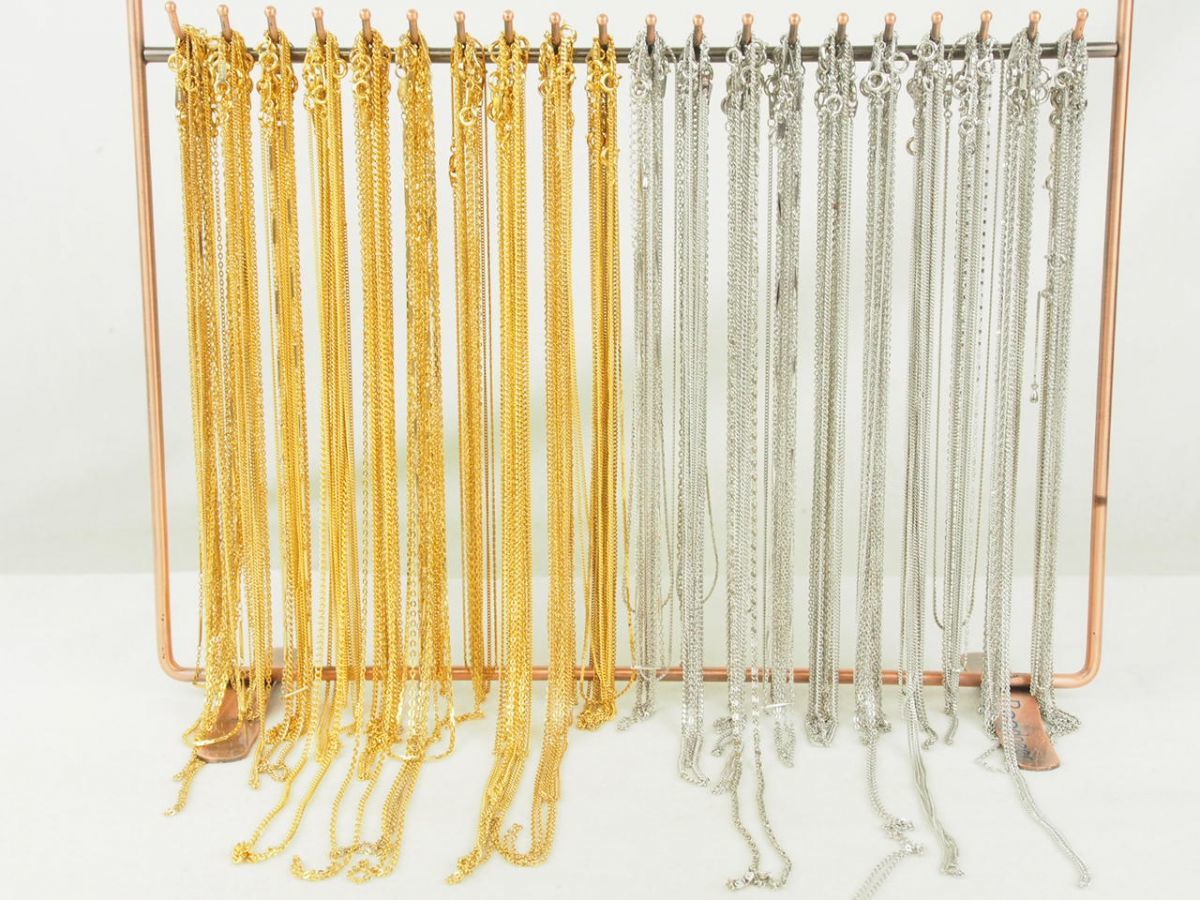 ネックレス 大量セット 金色銀色 チェーン 約200本 K18GP シルバー 925 等 031(その他)｜売買されたオークション情報、yahooの商品情報をアーカイブ公開 - オークファン ...