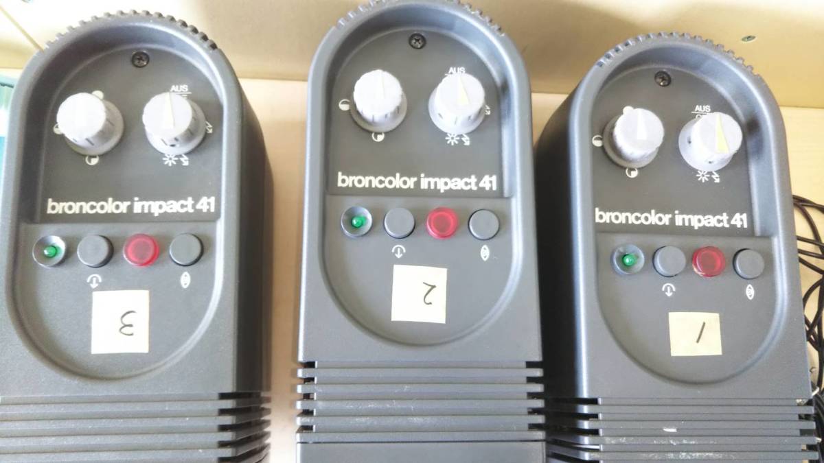 Bron Elektronik AG CH-4123 Allschwi l Broncolor Impact 41 カメラ 周辺機器 スイス産 ...
