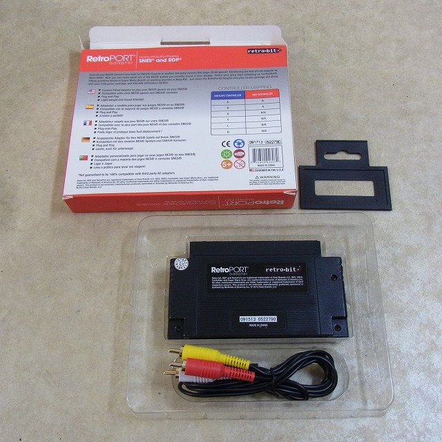 Retroport Adapter NES to SNES Adapter アダプター Retro-Bit 箱付 動作未確認 GM；V2268 ...
