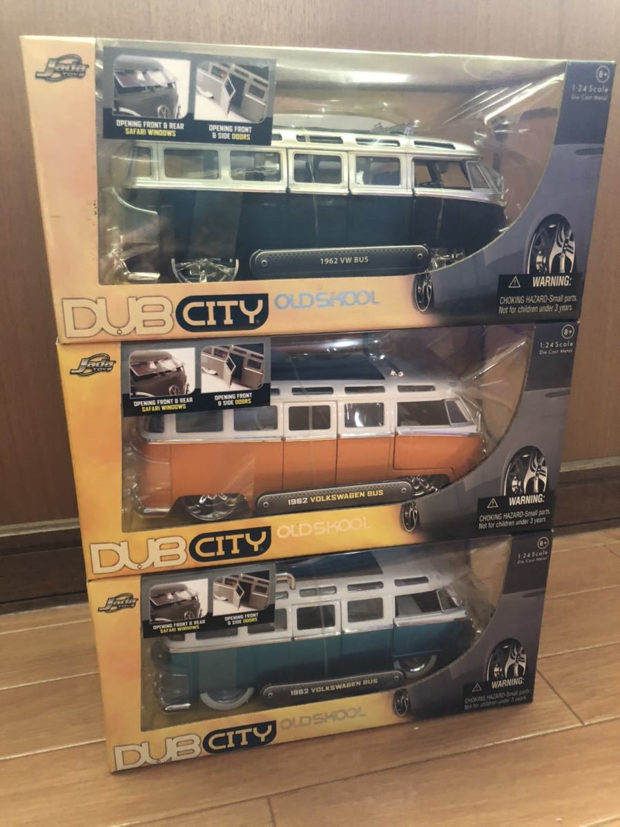 Jada Toys 1/24 フォルクスワーゲン バス 1962 VOLKSWAGEN BUS ツートン3台セット DUB CITY OLD ...