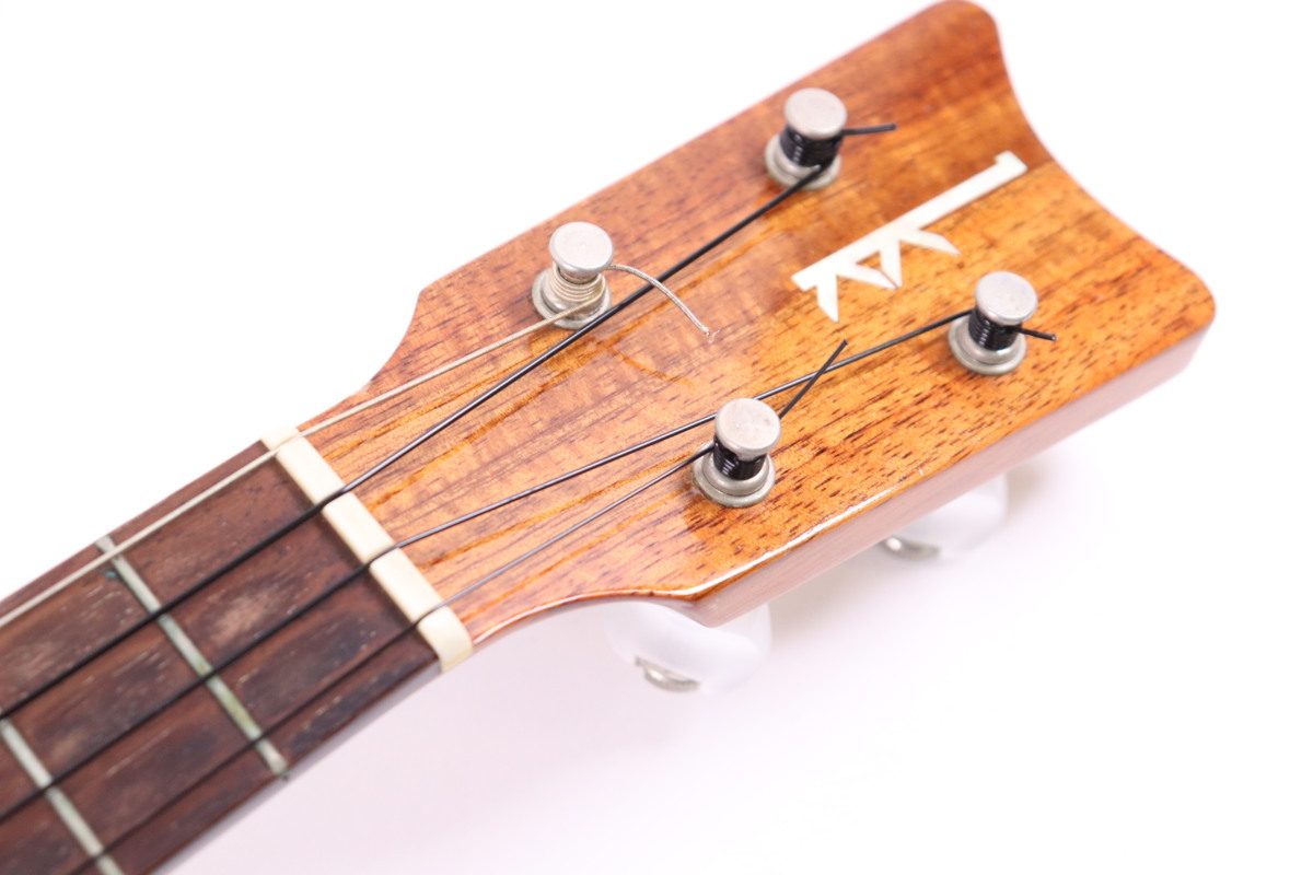 KAMAKA UKULELE カマカウクレレ Handcrafted Since 1916 シリアル:061827 ウクレレ ケース付 ...