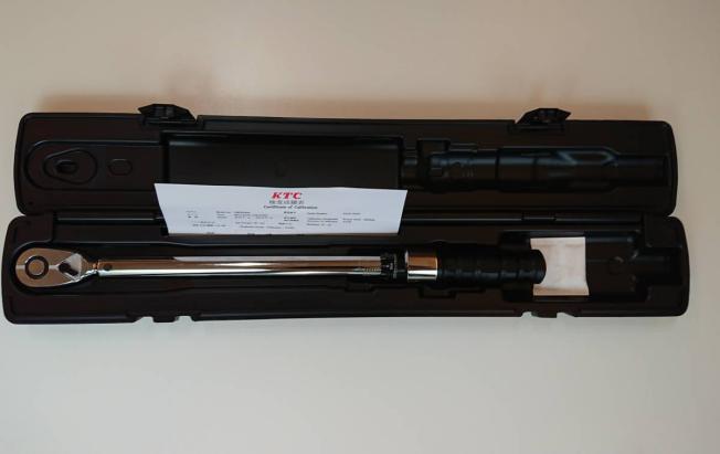 KTC CMPB3004 12.7sq プレセット型トルクレンチ 検査成績書付き 全国(トルクレンチ)｜売買されたオークション情報、yahooの商品情報をアーカイブ公開 - オークファン ...
