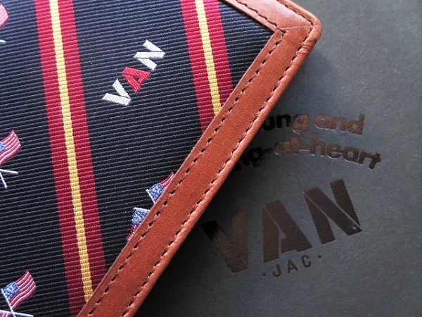 VAN JAC HP限定アイテム ロングウォレット 牛革 レジメンタル 長財布 / アイビー ヴァンヂャケット J.PRESS Kent(長財布（小銭入れあり）)｜売買されたオークション情報 ...