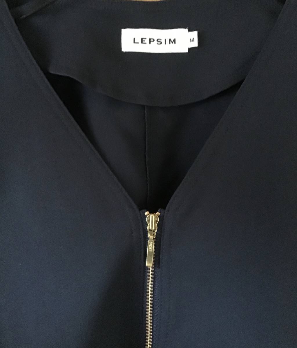 LEPSIM Vネック撥水ブルゾン/M 紺ネイビー 薄手ジャケット 春秋梅雨 レプシィム ローリーズ(ジャンパー、ブルゾン)｜売買されたオークション情報、yahooの商品情報をアーカイブ公開 ...