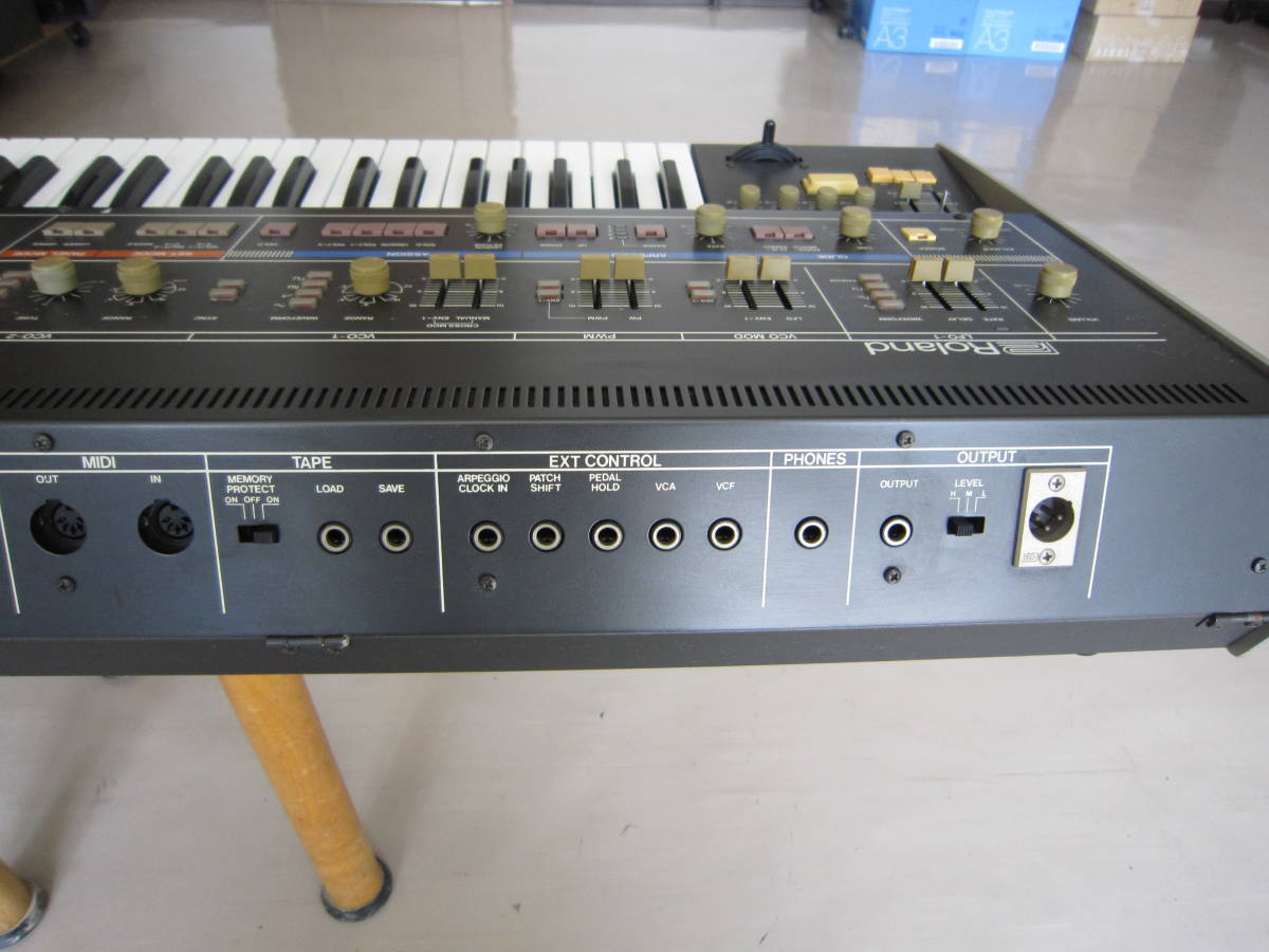 Roland ヴィンテージシンセ JUPITER-6(ローランド)｜売買されたオークション情報、yahooの商品情報をアーカイブ公開 ...