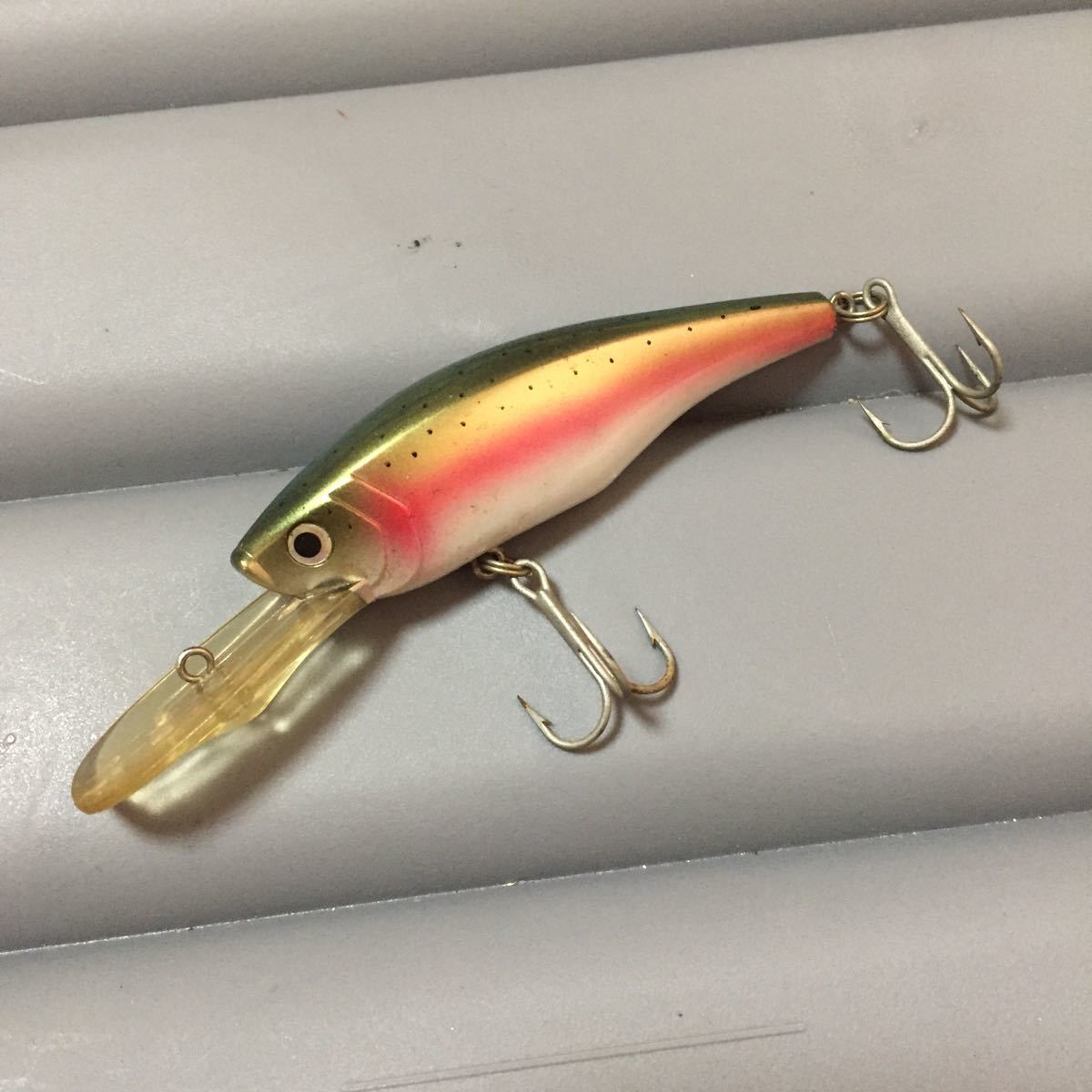 シマノ スコーピオン ダイビングシャッド DS75 トラウトカラー(シャッド)｜売買されたオークション情報、yahooの商品情報をアーカイブ ...