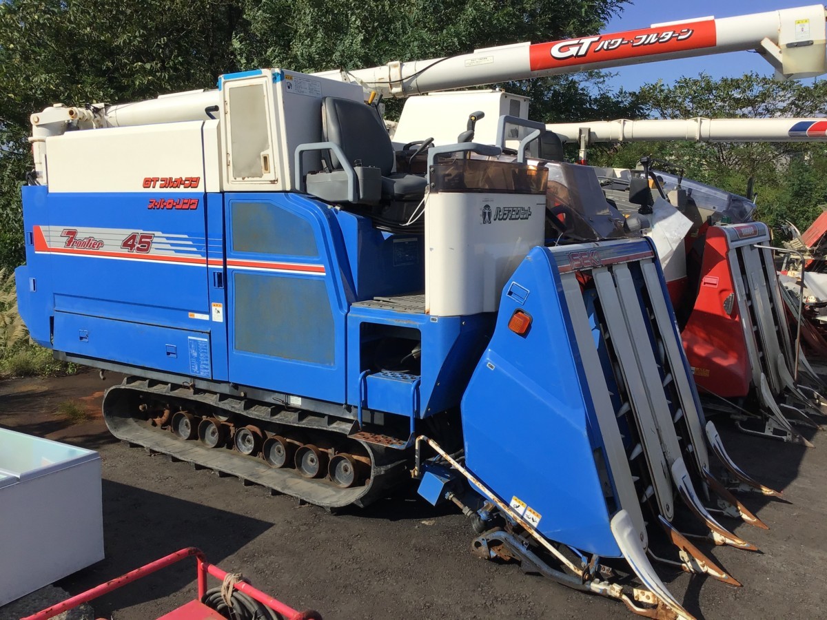 直接引き取り限定 青森発 イセキ コンバイン HA45(車体)｜売買されたオークション情報、yahooの商品情報をアーカイブ公開 ...