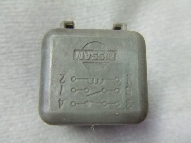 日産 セドリックシーマ テールランプリレー 25230C9962 FPY31 Y31 C33 BNR32(日産用)｜売買されたオークション情報 ...