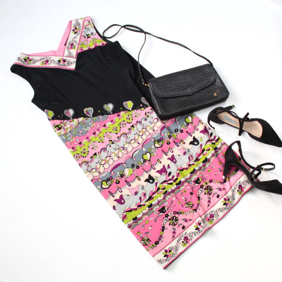 TABASA PLUS タバサプラス ペイズリー柄 ノースリーブ ワンピース ジャージー ワンピース 黒×ピンク 34 M イベント ドレス(タバサ)｜売買されたオークション情報、yahooの ...