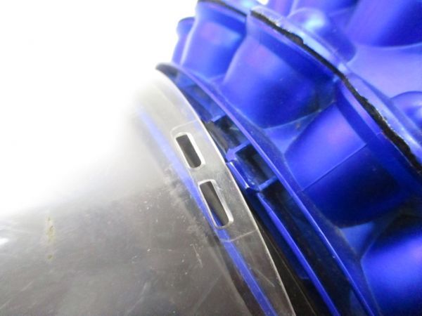 dyson ダイソン 本体のみ DC46 キャニスター サイクロン掃除機 モーターヘッド対応 6996C @100(ダイソン)｜売買された ...
