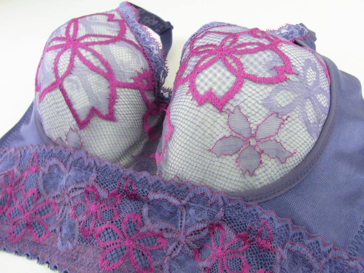 52537-4 マルコ ベルアージュ アヴァンセ サクラ セミロングブラジャー E75 オウブブルー MARUKO/大きめサイズ/高級補正下着/補整/美容(Eカップ以上)｜売買された ...