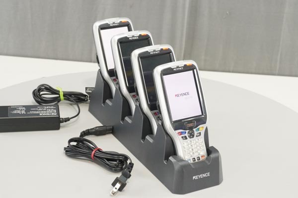 PG 10セット入荷 4台セット KEYENCE BT-W100 BT-WUC14 HANDY TERMINAL ハンディターミナル AC ...