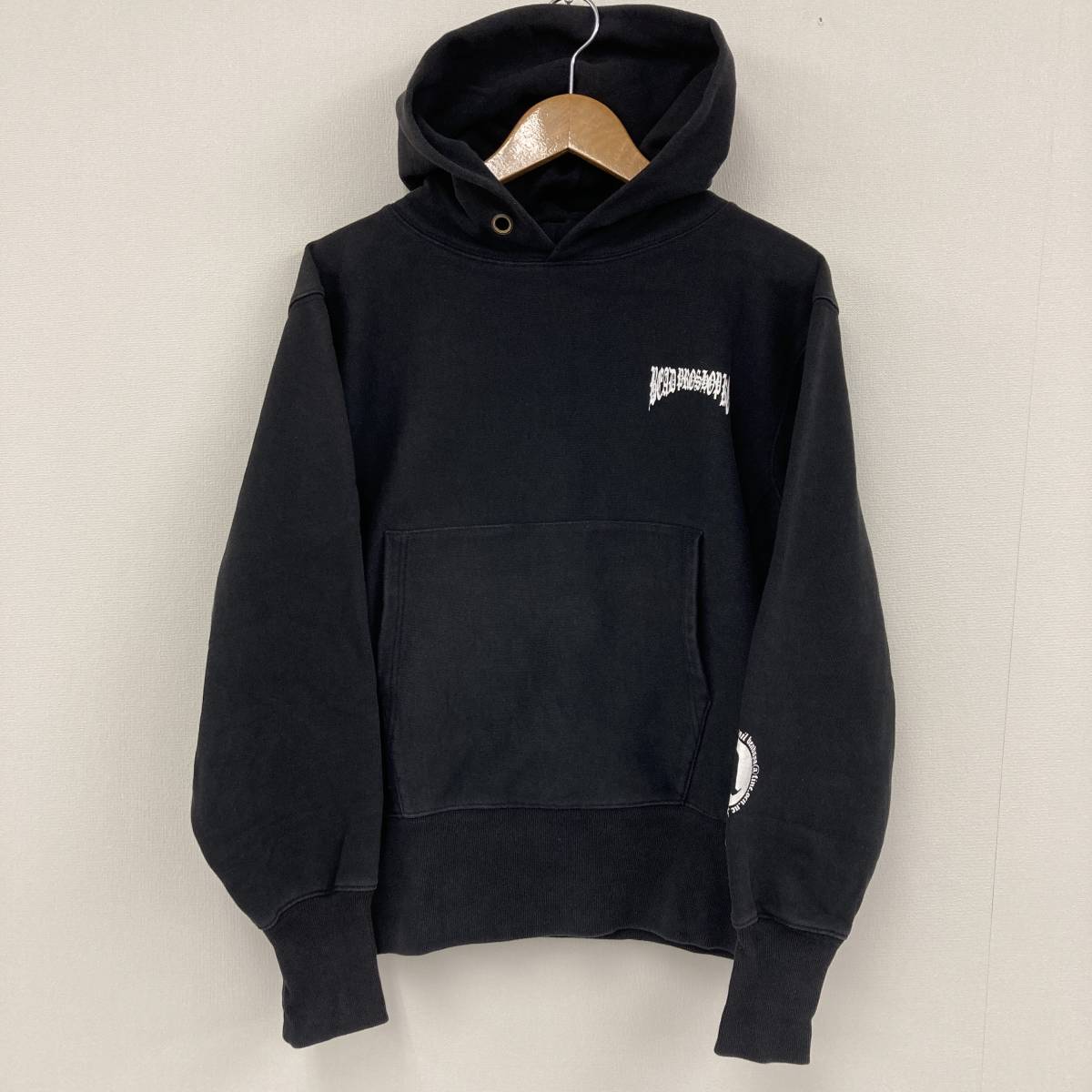 ビーズ屋公ちゃん チャンピオン 単色タグ 復刻 スウェット パーカー ブラック 黒 Mサイズ リバースウィーブ Champion ...