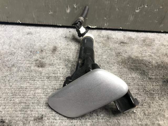 プリウスα DAA-ZVW41W ヘッドライトウォッシャー 85207-47020(その他)｜売買されたオークション情報、yahooの商品情報 ...