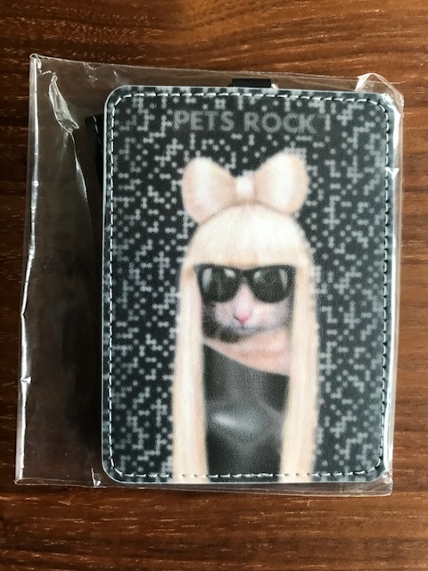 ペッツロック PETS ROCK ICカードケース GG(定期入れ)｜売買されたオークション情報、yahooの商品情報をアーカイブ公開 - オークファン（aucfan.com）