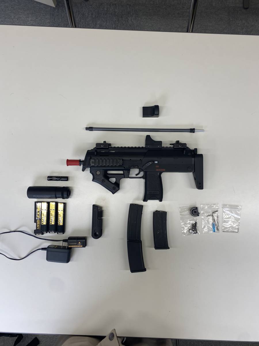 東京マルイMP7A1 電動マシンガンフルセット＋α(電動ガン)｜売買されたオークション情報、yahooの商品情報をアーカイブ公開 - オークファン（aucfan.com）