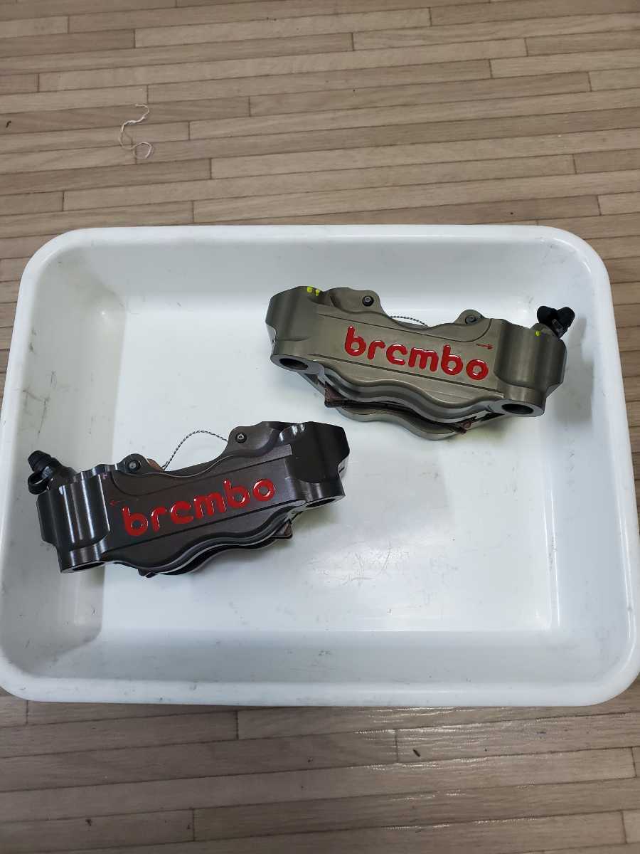 brembo ブレンボ ツーピースP4-30/34ラジアルキャリパー 108mm レース用 XA69510 XA69511 全バラ洗浄済み ...