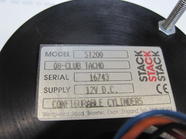 イギリス製STACK社 スタック タコメーターST200 0 8000rpm黒 隼ハコスカGTRケンメリZ1Z2ロ-レル180Xサバンナ レビン シルビア(タコメーター)｜売買された ...