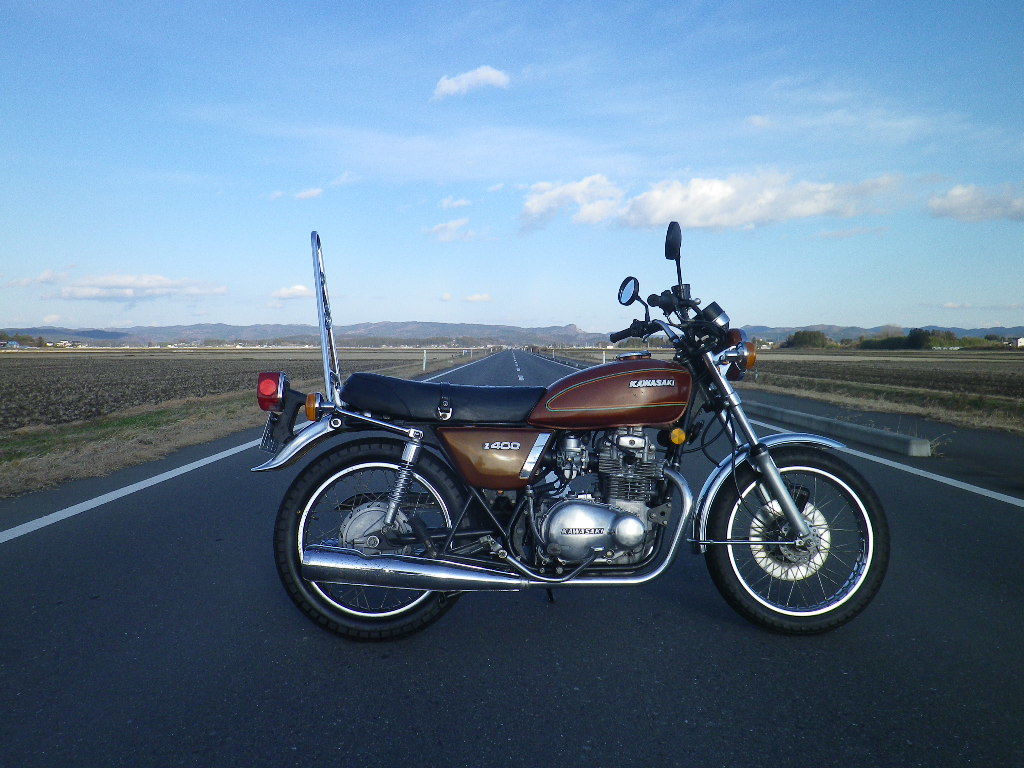 KAWASAKI Z400 1976 国内物 車検2年付き レストア済み(251cc-400cc)｜売買されたオークション情報、yahooの ...