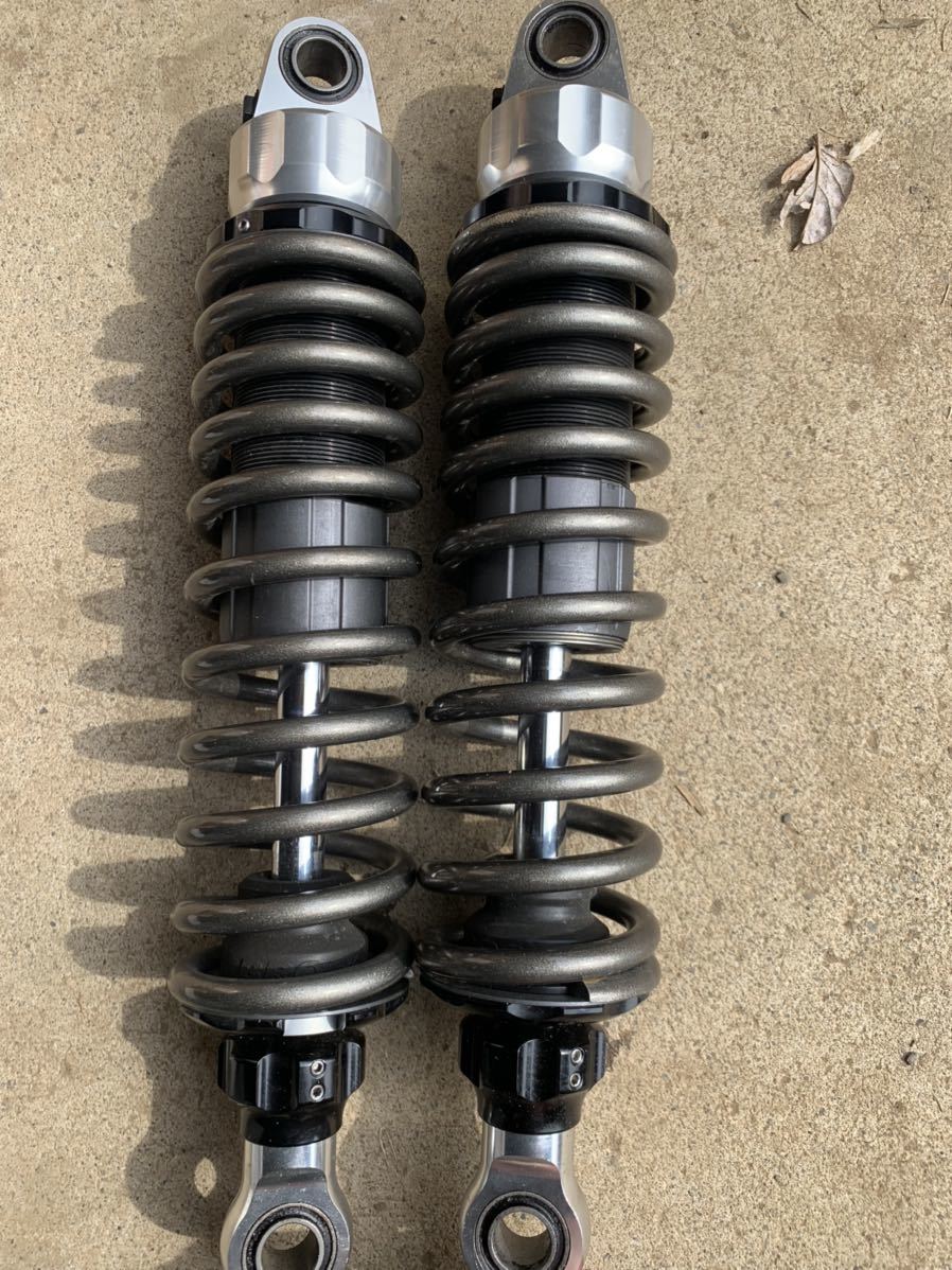 トライアンフ ボンネビル BRORA 社外リアサスペンション リアショック リアサス アエラ AELLA VB-TR 001 Triumph Bonneville B-3456(トライアンフ用 ...