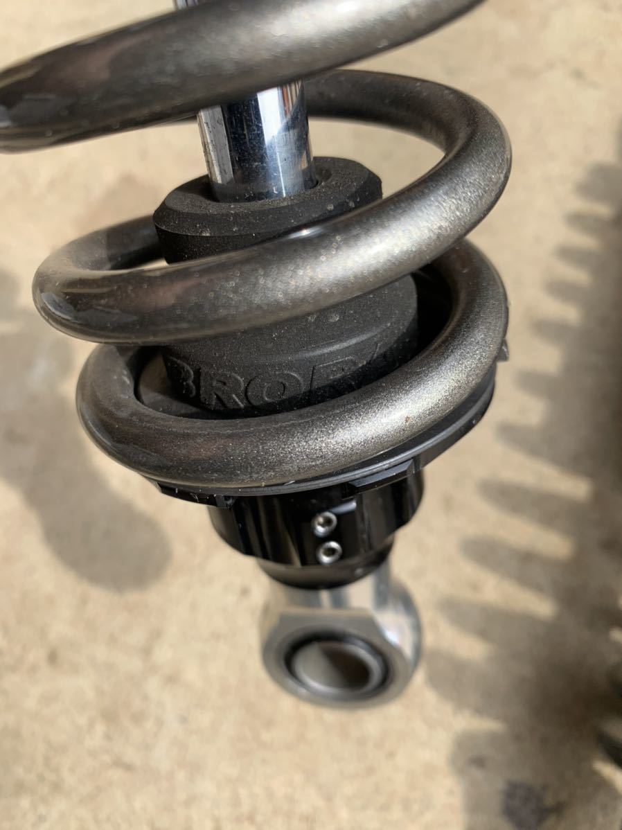 トライアンフ ボンネビル BRORA 社外リアサスペンション リアショック リアサス アエラ AELLA VB-TR 001 Triumph Bonneville B-3456(トライアンフ用 ...