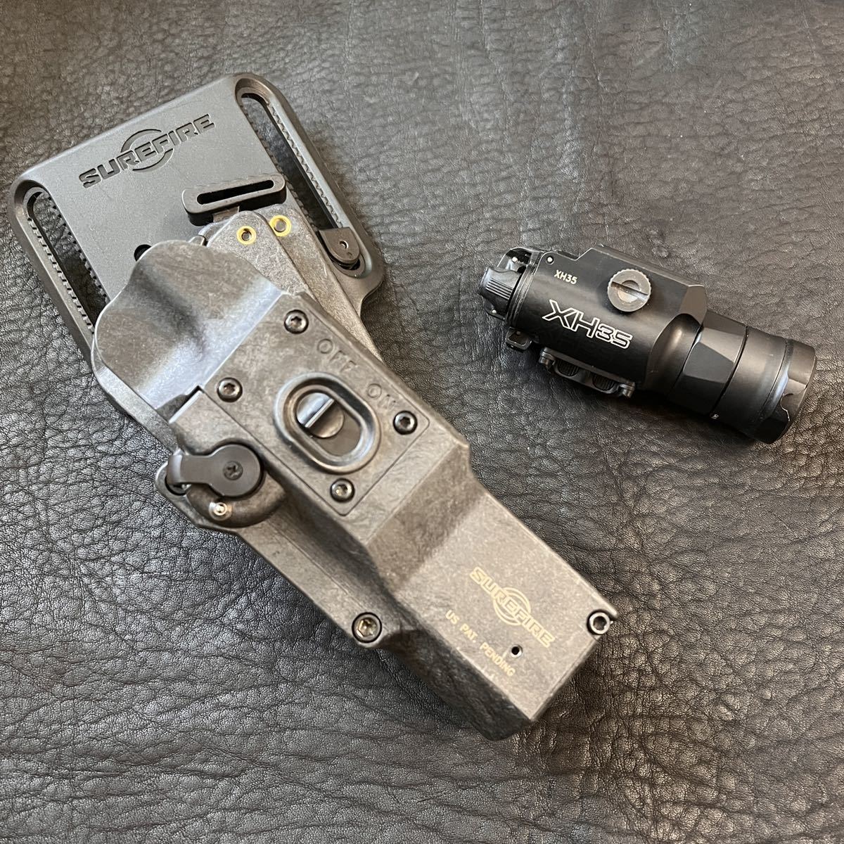 実物 セット販売 SUREFIRE シュアファイア XH35 ウェポンライト ＆ ホルスター MASTERFIRE Holster マスター ...