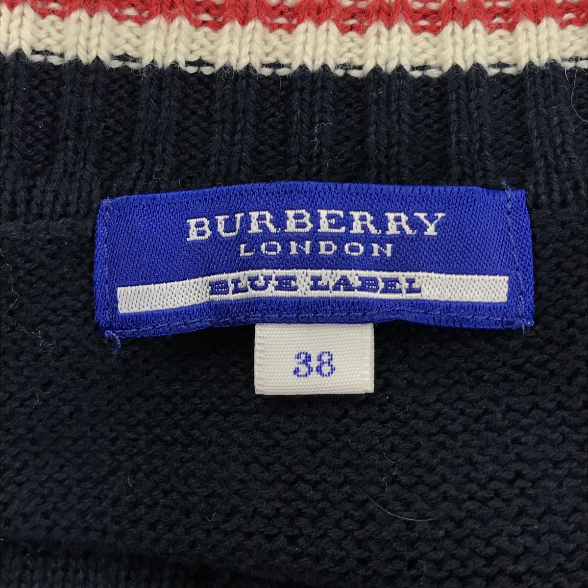 G803-R BURBERRY BLUE LABEL バーバリーブルーレーベル ニットベスト サイズ38 レディース ワンポイント スクール ボタン ネイビー(トップス)｜売買された ...