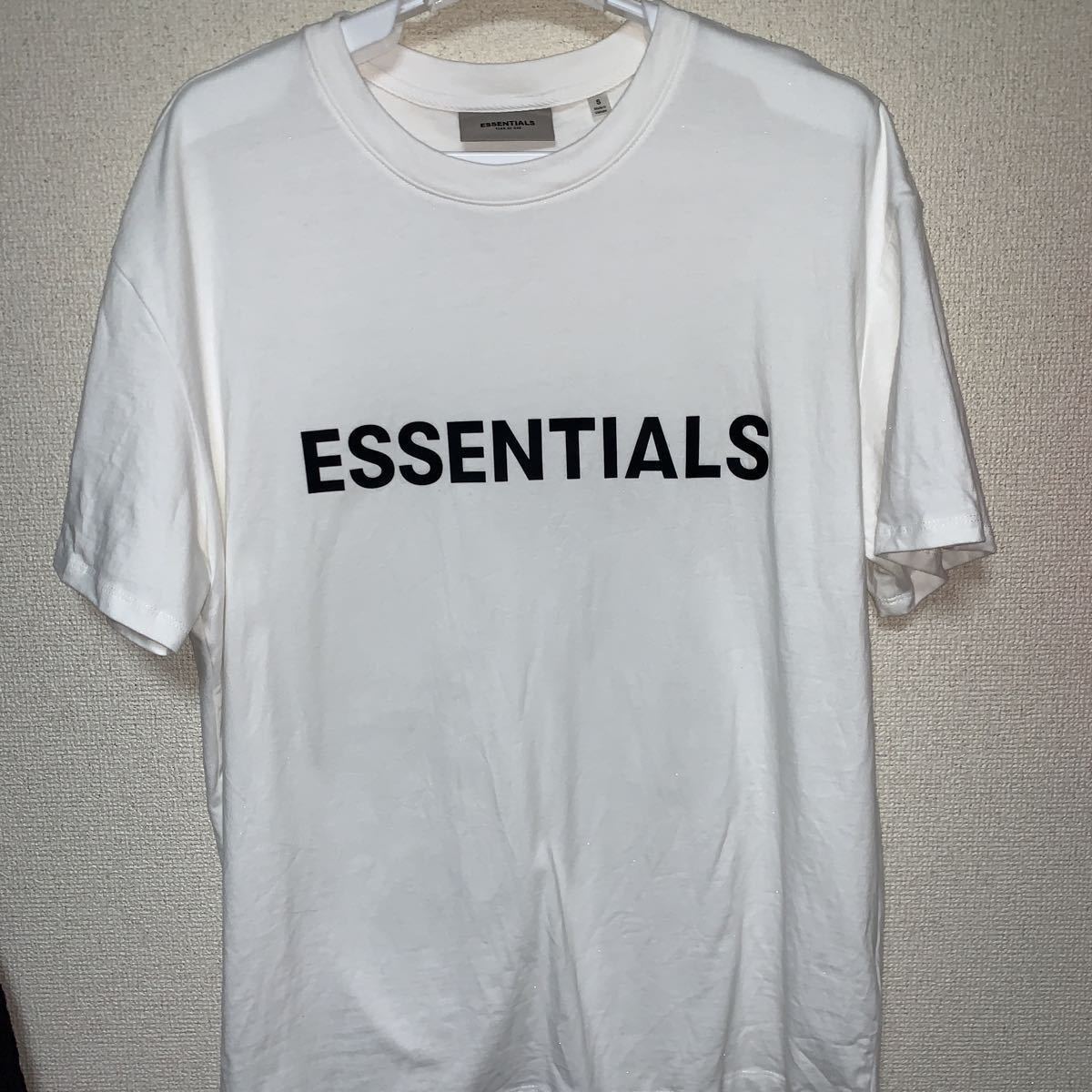 essentials(Sサイズ)｜売買されたオークション情報、yahooの商品情報をアーカイブ公開 - オークファン（aucfan.com）